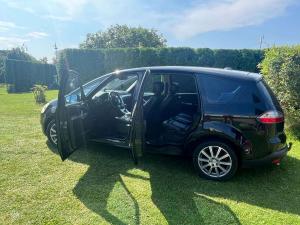 Melns Ford S-Max 2009 Marijampole, ar dzinēja tilpumu 2.00 L un nobraukumu 350 tūkst. km par 3500 €, foto 4 vietnē AUTOMOTO.COM.LV
