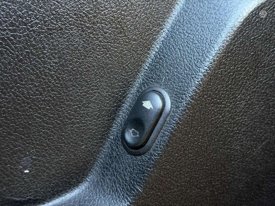 Melns Ford S-Max 2009 Kauņa, ar dzinēja tilpumu 2.00 L un nobraukumu 391 tūkst. km par 3000 €, foto 10 vietnē AUTOMOTO.COM.LV
