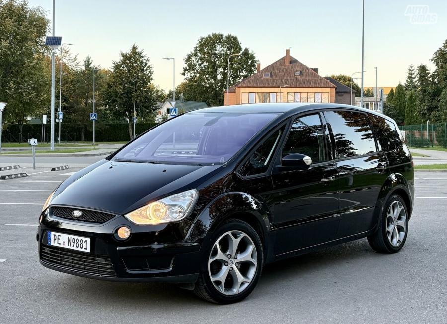 Melns Ford S-Max 2009 Tauragė, ar dzinēja tilpumu 2.20 L un nobraukumu 308 tūkst. km par 3799 €, foto 4 vietnē AUTOMOTO.COM.LV