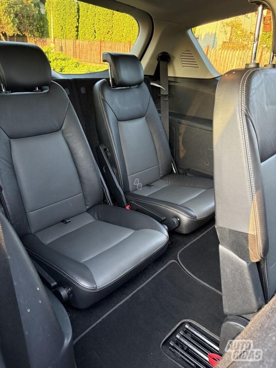 Melns Ford S-Max 2009 Tauragė, ar dzinēja tilpumu 2.20 L un nobraukumu 308 tūkst. km par 3799 €, foto 21 vietnē AUTOMOTO.COM.LV