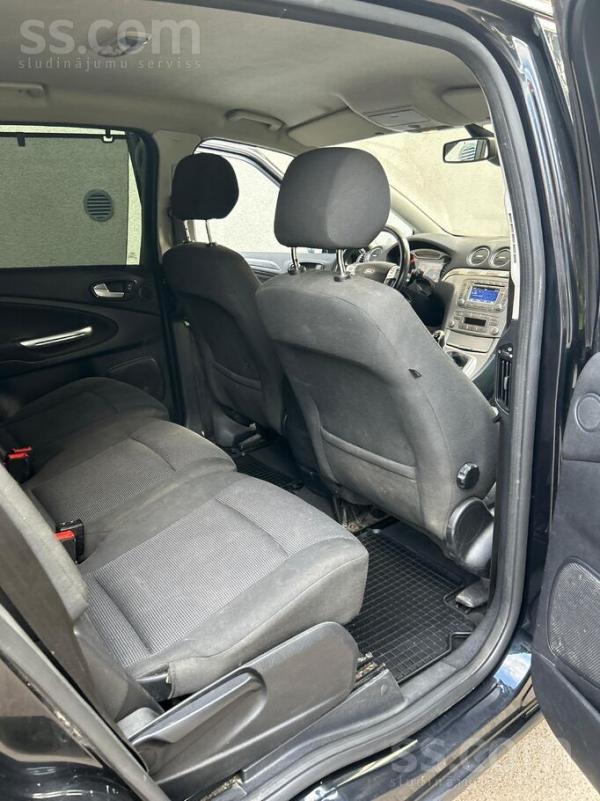 Melns Ford S-Max 2010 Rīga, ar dzinēja tilpumu 2.20 L un nobraukumu 395 tūkst. km par 2990 €, foto 11 vietnē AUTOMOTO.COM.LV