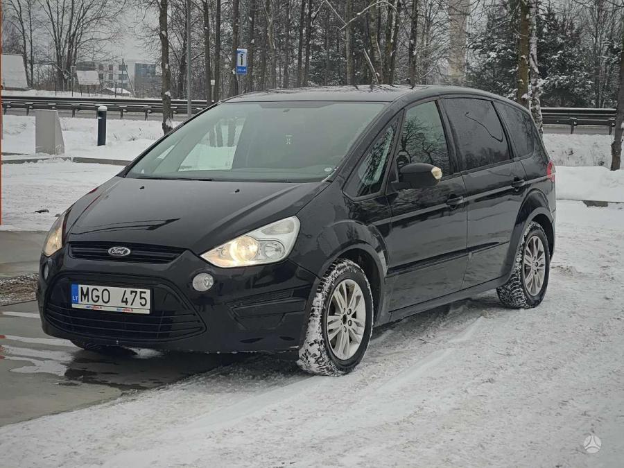 Black Ford S-Max 2010 in Vilnius, with an engine capacity of 2.00 L and mileage of 337 thousand km for 1950 €, photo 2 on AUTOMOTO.COM.LV