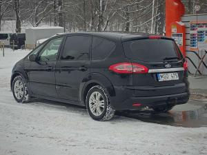 Black Ford S-Max 2010 in Vilnius, with an engine capacity of 2.00 L and mileage of 337 thousand km for 1950 €, photo 4 on AUTOMOTO.COM.LV