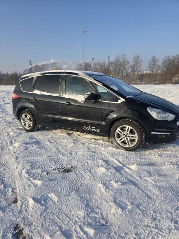 Melns Ford S-Max 2010 Marijampole, ar dzinēja tilpumu 2.00 L un nobraukumu 237 tūkst. km par 3799 €, foto 1 vietnē AUTOMOTO.COM.LV