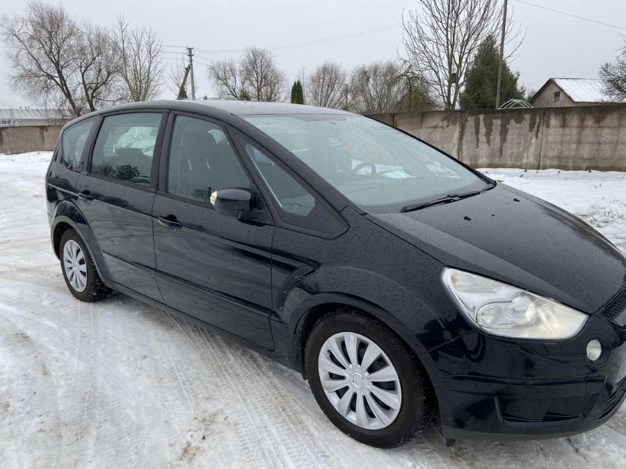 Melns Ford S-Max 2010 Tauragė, ar dzinēja tilpumu 2.00 L un nobraukumu 199 tūkst. km par 2300 €, foto 1 vietnē AUTOMOTO.COM.LV