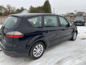 Melns Ford S-Max 2010 Tauragė, ar dzinēja tilpumu 2.00 L un nobraukumu 199 tūkst. km par 2300 €, foto 4 vietnē AUTOMOTO.COM.LV
