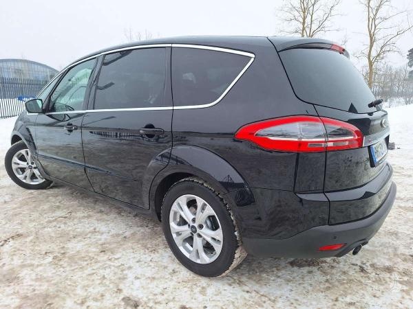 Melns Ford S-Max 2010 Jonava, ar dzinēja tilpumu 2.20 L un nobraukumu 266 tūkst. km par 4650 €, foto 9 vietnē AUTOMOTO.COM.LV