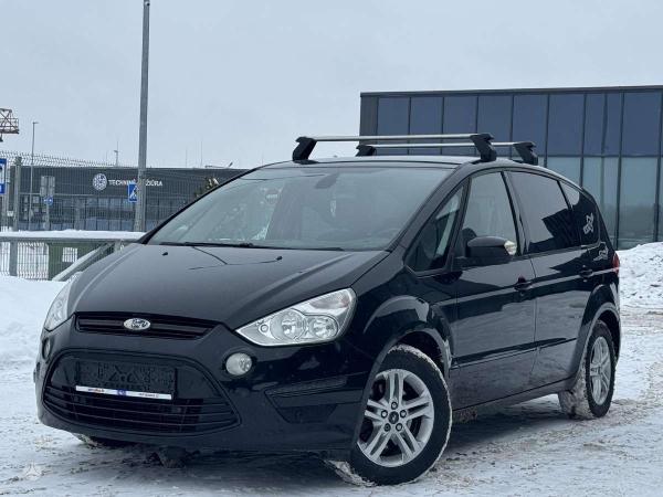 Black Ford S-Max 2010 in Siauliai, with an engine capacity of 2.00 L and mileage of 245 thousand km for 4150 €, photo 2 on AUTOMOTO.COM.LV