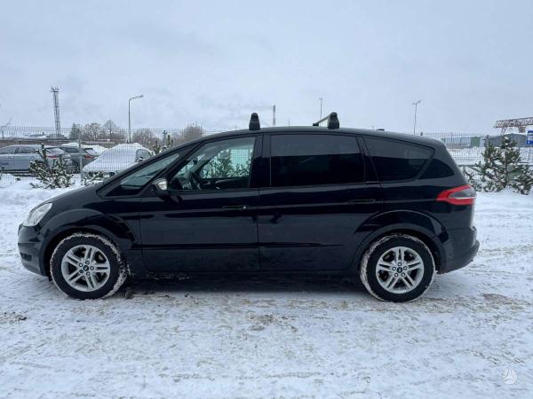Black Ford S-Max 2010 in Siauliai, with an engine capacity of 2.00 L and mileage of 245 thousand km for 4150 €, photo 7 on AUTOMOTO.COM.LV