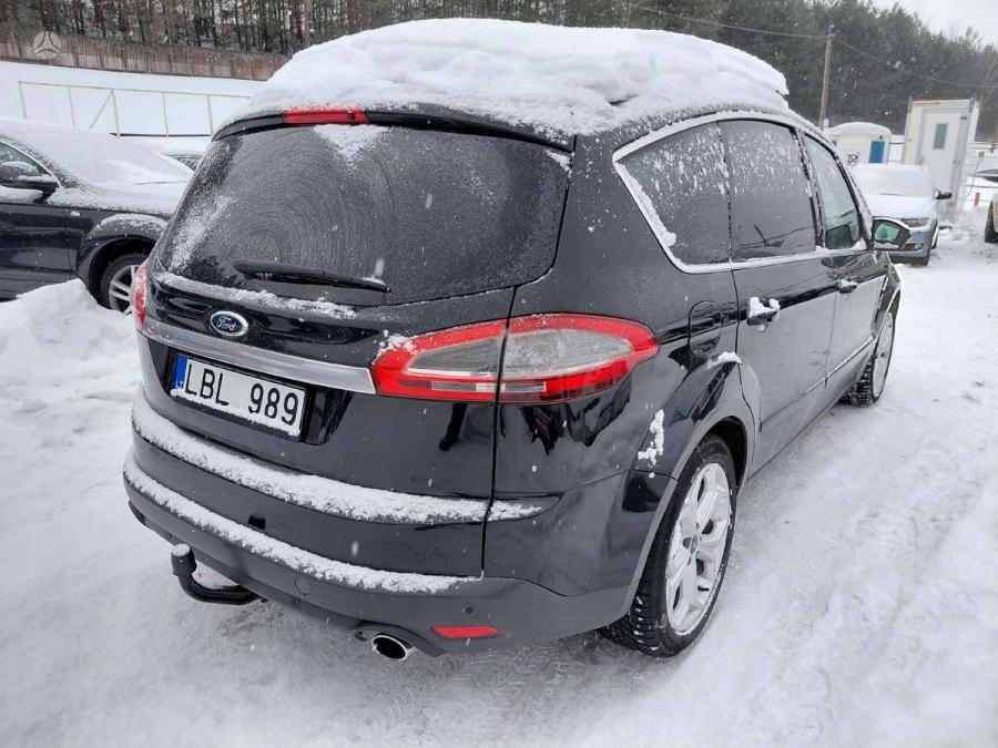 Melns Ford S-Max 2010 Viļņa, ar dzinēja tilpumu 2.00 L un nobraukumu 249 tūkst. km par 4000 €, foto 4 vietnē AUTOMOTO.COM.LV