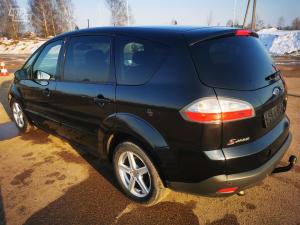 Melns Ford S-Max 2010 Ukmergė, ar dzinēja tilpumu 2.00 L un nobraukumu 290 tūkst. km par 3600 €, foto 3 vietnē AUTOMOTO.COM.LV