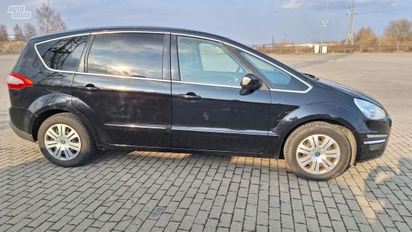 Melns Ford S-Max 2010 Marijampole, ar dzinēja tilpumu 2.20 L un nobraukumu 257 tūkst. km par 3900 €, foto 6 vietnē AUTOMOTO.COM.LV