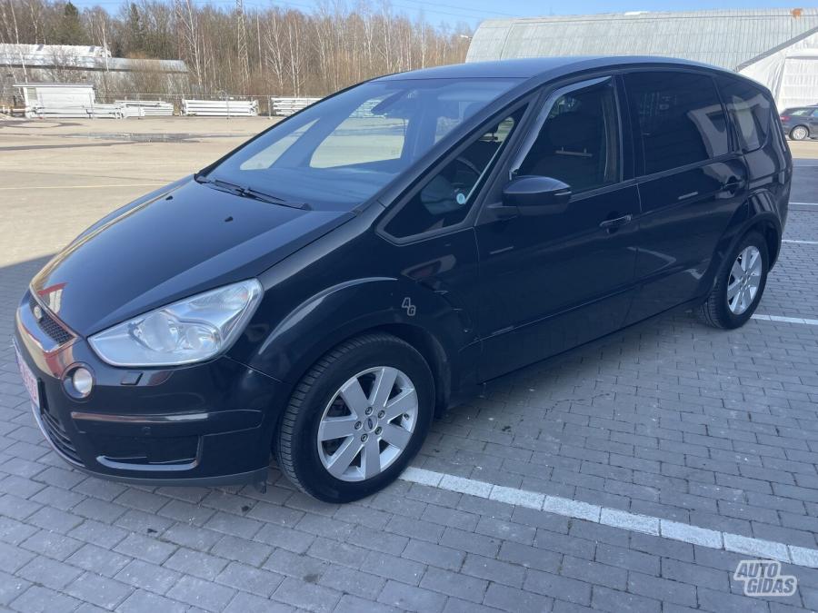 Black Ford S-Max 2010 in Kaunas, with an engine capacity of 2.00 L and mileage of 340 thousand km for 3450 €, photo 1 on AUTOMOTO.COM.LV