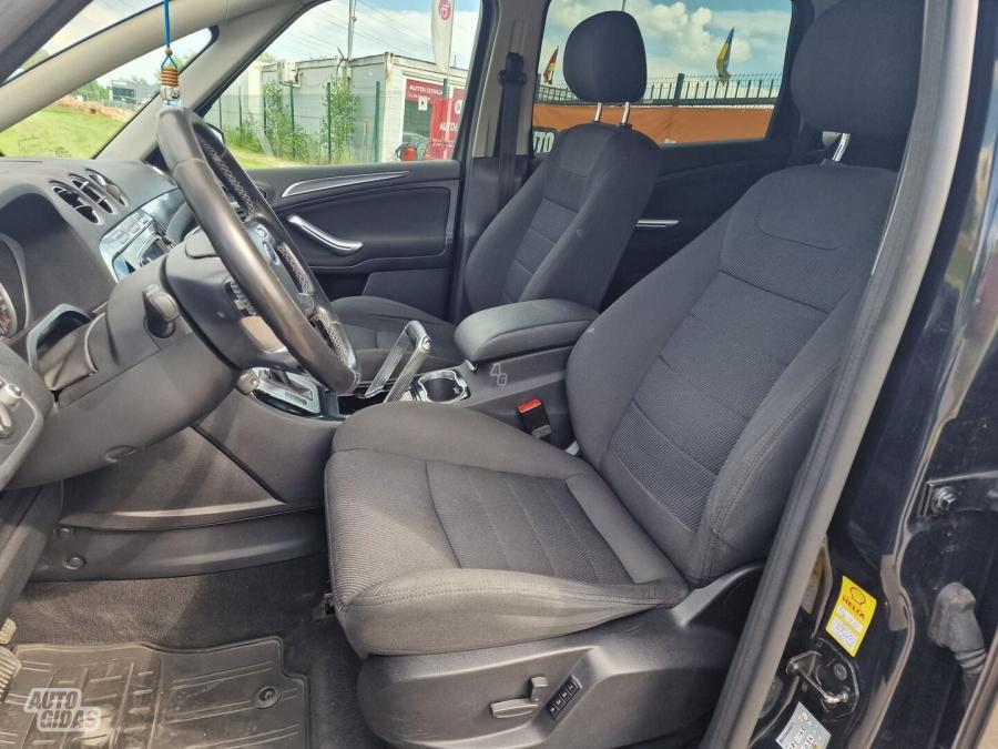 Black Ford S-Max 2010 in Kaunas, with an engine capacity of 2.00 L and mileage of 282 thousand km for 5290 €, photo 13 on AUTOMOTO.COM.LV