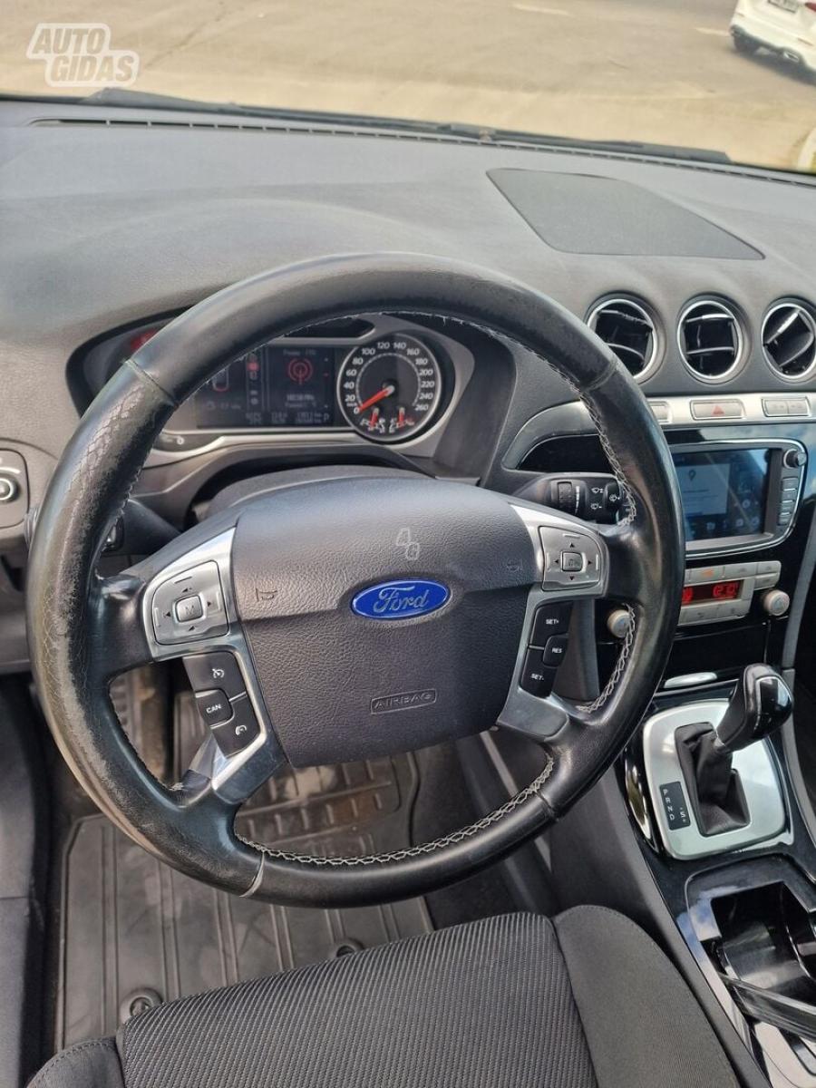 Black Ford S-Max 2010 in Kaunas, with an engine capacity of 2.00 L and mileage of 282 thousand km for 5290 €, photo 16 on AUTOMOTO.COM.LV