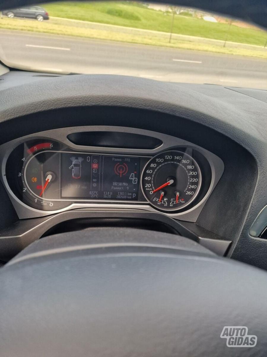 Black Ford S-Max 2010 in Kaunas, with an engine capacity of 2.00 L and mileage of 282 thousand km for 5290 €, photo 17 on AUTOMOTO.COM.LV