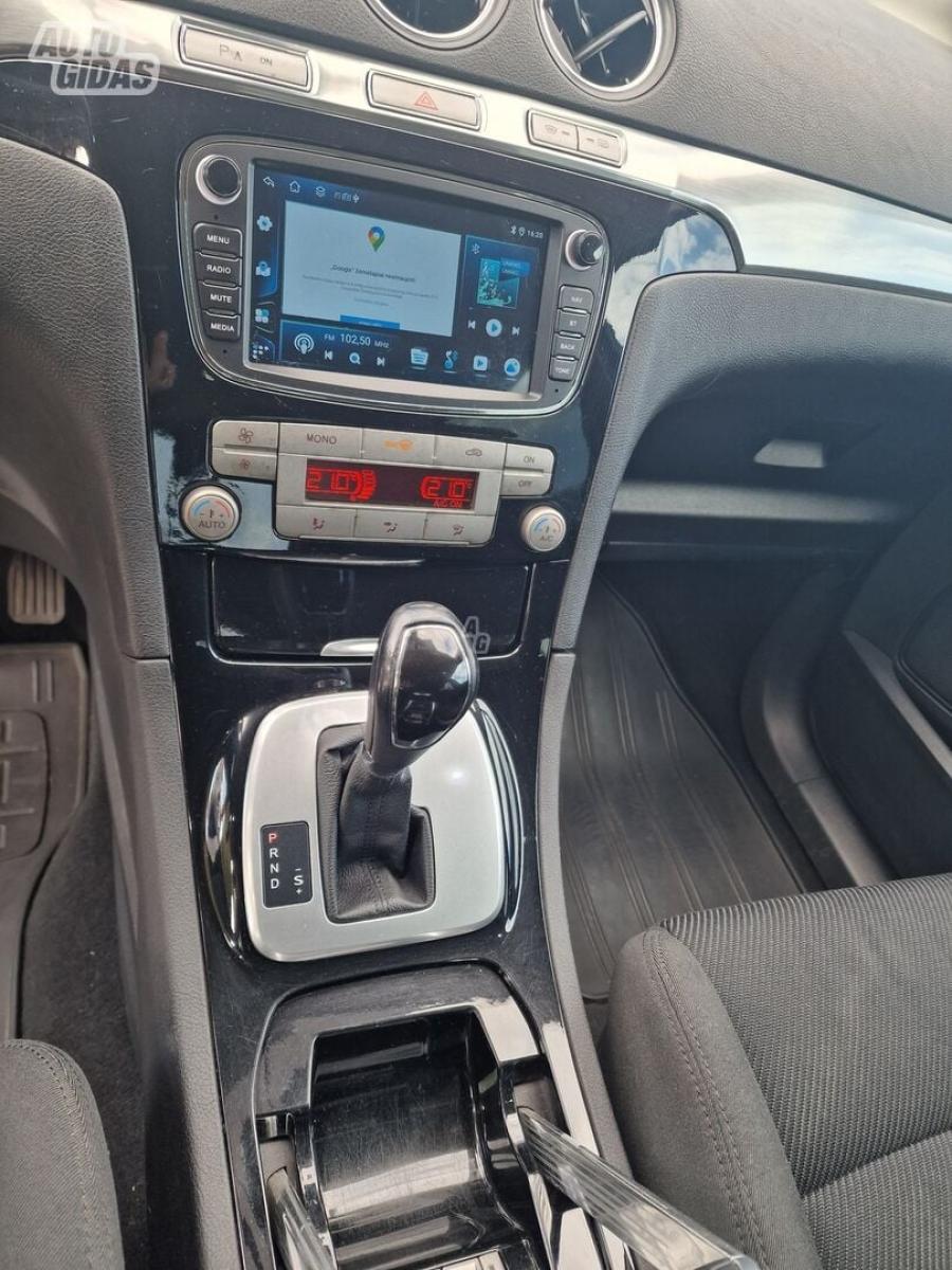 Black Ford S-Max 2010 in Kaunas, with an engine capacity of 2.00 L and mileage of 282 thousand km for 5290 €, photo 18 on AUTOMOTO.COM.LV
