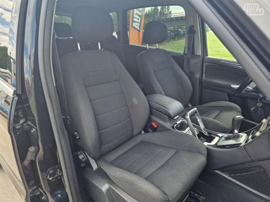 Black Ford S-Max 2010 in Kaunas, with an engine capacity of 2.00 L and mileage of 282 thousand km for 5290 €, photo 22 on AUTOMOTO.COM.LV