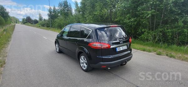 Melns Ford S-Max 2010 Tukums, ar dzinēja tilpumu 2.00 L un nobraukumu 347 tūkst. km par 4990 €, foto 5 vietnē AUTOMOTO.COM.LV