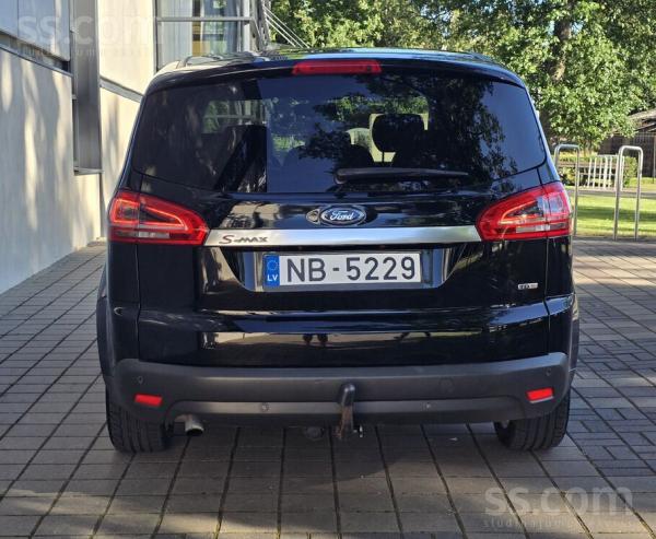 Melns Ford S-Max 2010 Tukums, ar dzinēja tilpumu 2.00 L un nobraukumu 347 tūkst. km par 4790 €, foto 7 vietnē AUTOMOTO.COM.LV
