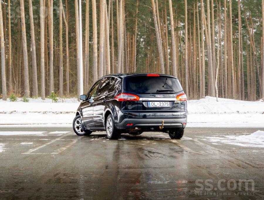 Melns Ford S-Max 2010 Rīga, ar dzinēja tilpumu 2.00 L un nobraukumu 352 tūkst. km par 4290 €, foto 8 vietnē AUTOMOTO.COM.LV