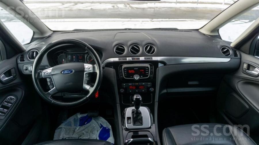 Melns Ford S-Max 2010 Rīga, ar dzinēja tilpumu 2.00 L un nobraukumu 352 tūkst. km par 4290 €, foto 12 vietnē AUTOMOTO.COM.LV