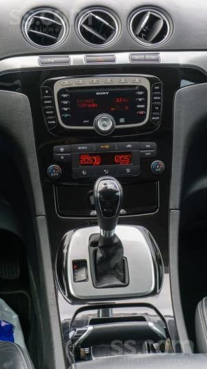 Melns Ford S-Max 2010 Rīga, ar dzinēja tilpumu 2.00 L un nobraukumu 352 tūkst. km par 4290 €, foto 13 vietnē AUTOMOTO.COM.LV