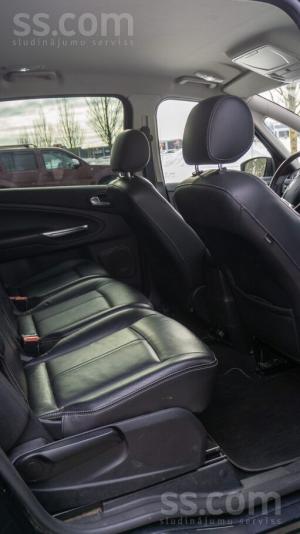 Melns Ford S-Max 2010 Rīga, ar dzinēja tilpumu 2.00 L un nobraukumu 352 tūkst. km par 4290 €, foto 26 vietnē AUTOMOTO.COM.LV