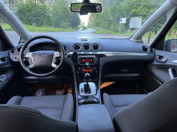 Black Ford S-Max 2010 in Trakai, with an engine capacity of 2.00 L and mileage of 300 thousand km for 1800 €, photo 7 on AUTOMOTO.COM.LV