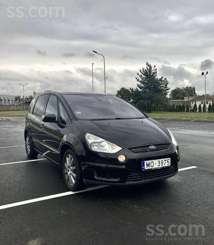 Black Ford S-Max 2010 in Ventspils, with an engine capacity of 2.00 L and mileage of 225 thousand km for 3000 €, photo 1 on AUTOMOTO.COM.LV
