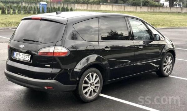 Black Ford S-Max 2010 in Ventspils, with an engine capacity of 2.00 L and mileage of 225 thousand km for 3000 €, photo 4 on AUTOMOTO.COM.LV