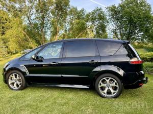 Black Ford S-Max 2010 in Riga, with an engine capacity of 2.00 L and mileage of 235 thousand km for 4700 €, photo 3 on AUTOMOTO.COM.LV