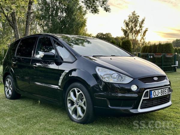 Melns Ford S-Max 2010 Rīga, ar dzinēja tilpumu 2.00 L un nobraukumu 235 tūkst. km par 4700 €, foto 6 vietnē AUTOMOTO.COM.LV
