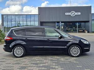 Black Ford S-Max 2010 in Siauliai, with an engine capacity of 2.00 L and mileage of 295 thousand km for 4990 €, photo 11 on AUTOMOTO.COM.LV