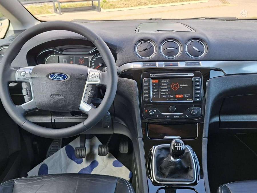 Black Ford S-Max 2010 in Siauliai, with an engine capacity of 2.00 L and mileage of 295 thousand km for 4990 €, photo 14 on AUTOMOTO.COM.LV