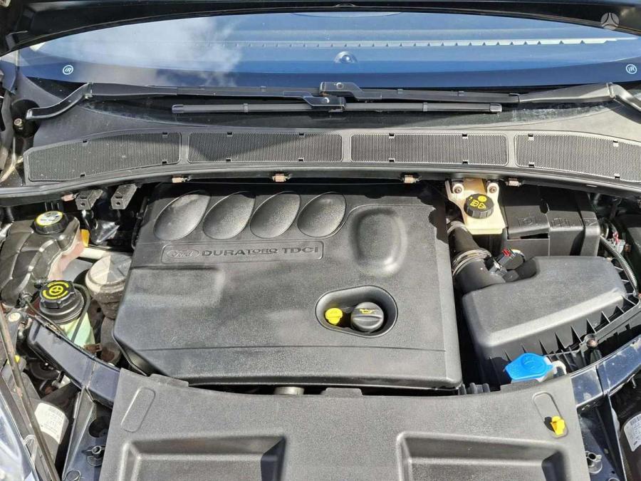 Black Ford S-Max 2010 in Siauliai, with an engine capacity of 2.00 L and mileage of 295 thousand km for 4990 €, photo 21 on AUTOMOTO.COM.LV