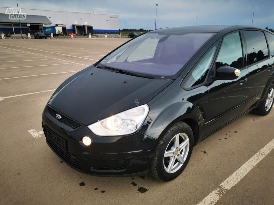 Melns Ford S-Max 2010 Ukmergė, ar dzinēja tilpumu 2.00 L un nobraukumu 300 tūkst. km par 3600 €, foto 1 vietnē AUTOMOTO.COM.LV