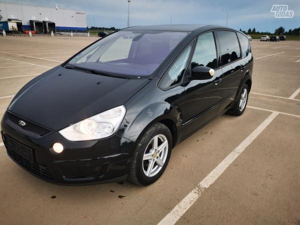 Black Ford S-Max 2010 in Ukmerge, with an engine capacity of 2.00 L and mileage of 300 thousand km for 3600 €, photo 8 on AUTOMOTO.COM.LV