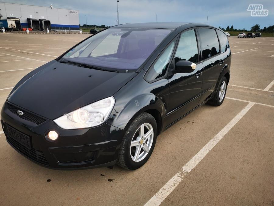 Melns Ford S-Max 2010 Ukmergė, ar dzinēja tilpumu 2.00 L un nobraukumu 300 tūkst. km par 3600 €, foto 9 vietnē AUTOMOTO.COM.LV