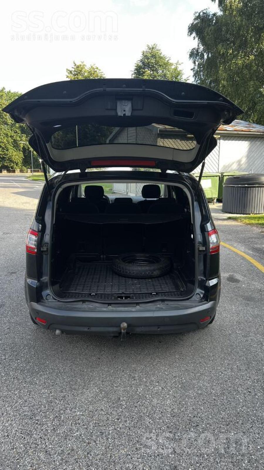 Melns Ford S-Max 2010 Rīga, ar dzinēja tilpumu 2.00 L un nobraukumu 263 tūkst. km par 4100 €, foto 13 vietnē AUTOMOTO.COM.LV