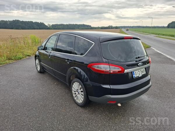 Black Ford S-Max 2010 in Riga, with an engine capacity of 2.00 L and mileage of 358 thousand km for 3550 €, photo 5 on AUTOMOTO.COM.LV