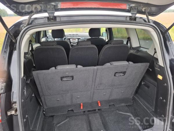 Black Ford S-Max 2010 in Riga, with an engine capacity of 2.00 L and mileage of 358 thousand km for 3550 €, photo 9 on AUTOMOTO.COM.LV