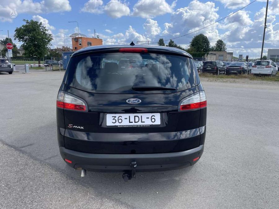 Melns Ford S-Max 2010 Šauļi, ar dzinēja tilpumu 2.00 L un nobraukumu 217 tūkst. km par 3350 €, foto 5 vietnē AUTOMOTO.COM.LV