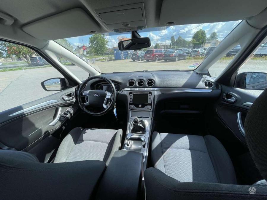 Melns Ford S-Max 2010 Šauļi, ar dzinēja tilpumu 2.00 L un nobraukumu 217 tūkst. km par 3350 €, foto 13 vietnē AUTOMOTO.COM.LV