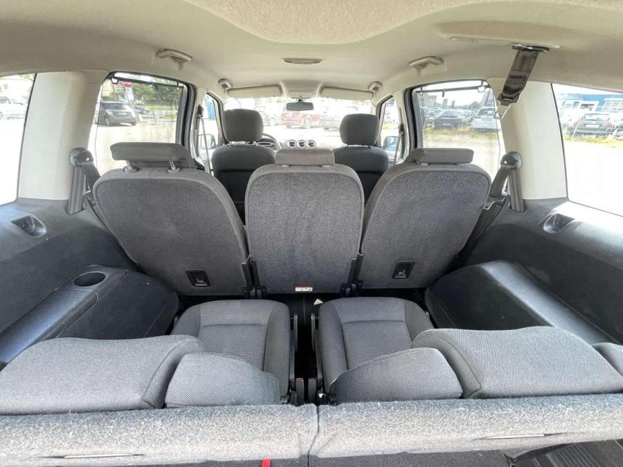 Melns Ford S-Max 2010 Šauļi, ar dzinēja tilpumu 2.00 L un nobraukumu 217 tūkst. km par 3350 €, foto 18 vietnē AUTOMOTO.COM.LV