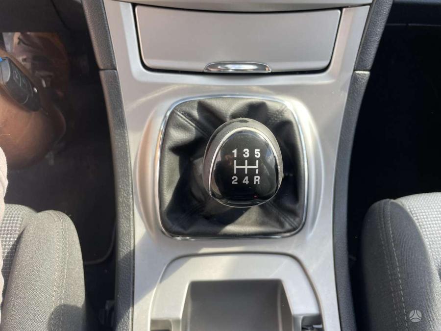 Melns Ford S-Max 2010 Šauļi, ar dzinēja tilpumu 2.00 L un nobraukumu 217 tūkst. km par 3350 €, foto 23 vietnē AUTOMOTO.COM.LV