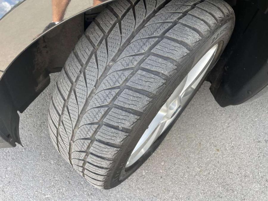 Melns Ford S-Max 2010 Šauļi, ar dzinēja tilpumu 2.00 L un nobraukumu 217 tūkst. km par 3350 €, foto 26 vietnē AUTOMOTO.COM.LV