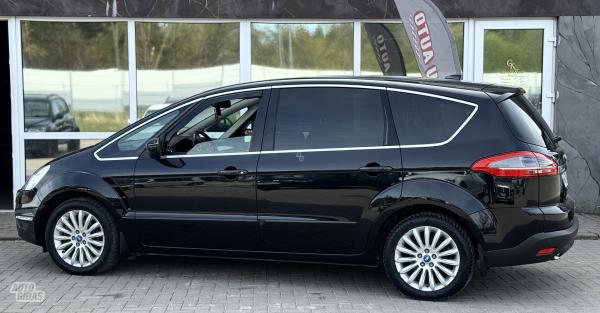 Melns Ford S-Max 2010 Radviliškis, ar dzinēja tilpumu 2.00 L un nobraukumu 256 tūkst. km par 4950 €, foto 8 vietnē AUTOMOTO.COM.LV