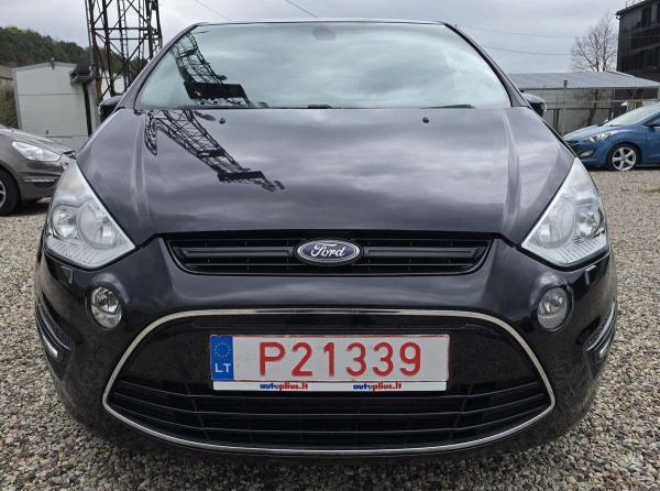 Black Ford S-Max 2010 in Kaunas, with an engine capacity of 2.00 L and mileage of 312 thousand km for 4299 €, photo 2 on AUTOMOTO.COM.LV