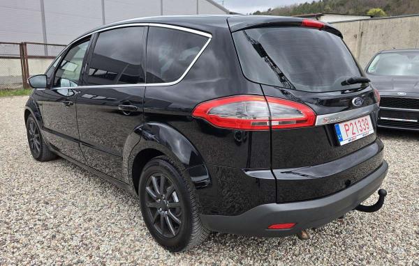 Black Ford S-Max 2010 in Kaunas, with an engine capacity of 2.00 L and mileage of 312 thousand km for 4299 €, photo 7 on AUTOMOTO.COM.LV